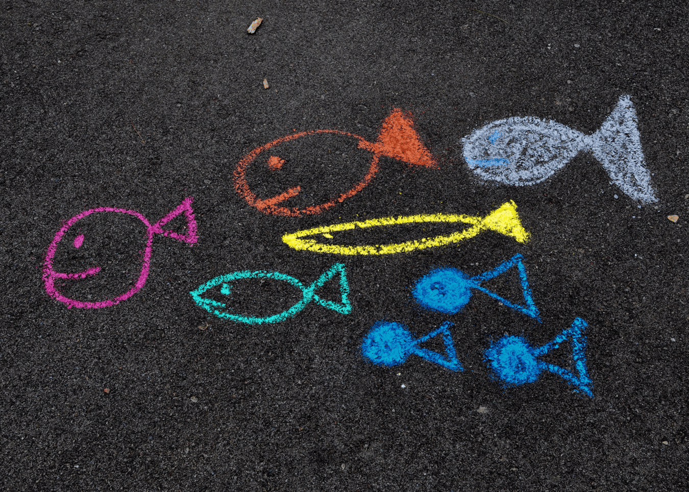 7 Sidewalk Chalk Ideas To Create This Summer